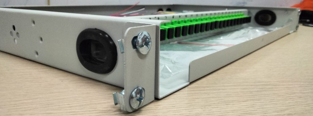 ODF 12Fo indoor rack 1U-19”, Full phụ kiện SC - CÔNG TY TNHH CÔNG NGHỆ ...